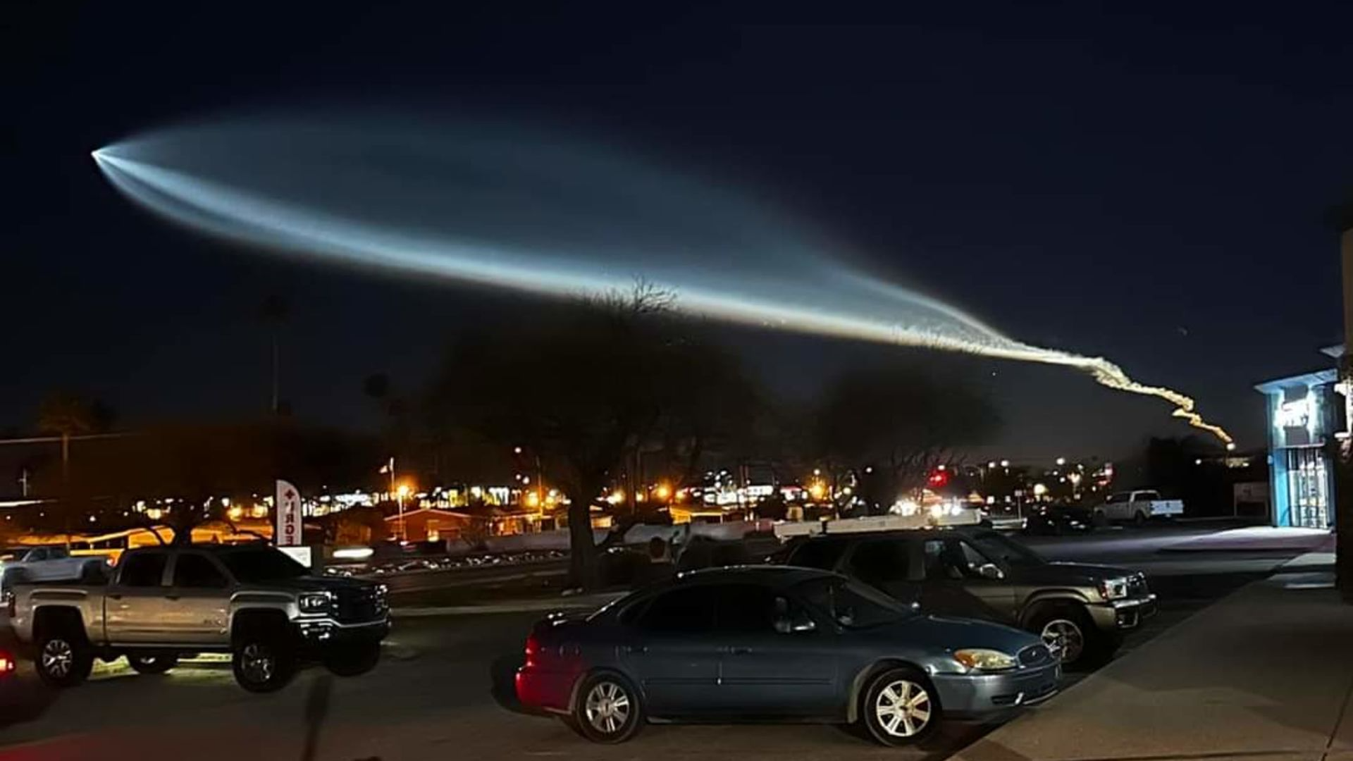 SpaceX Falcon 9 rocket launch seen in Arizona skies | 12news.com