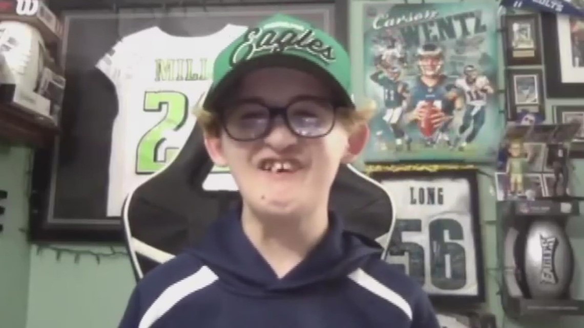 'Gio the podcaster' chats with Cardinals coach Gannon | 12news.com