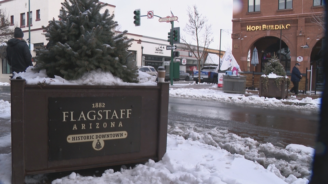 Flagstaff sees first significant snowfall of the season | 12news.com