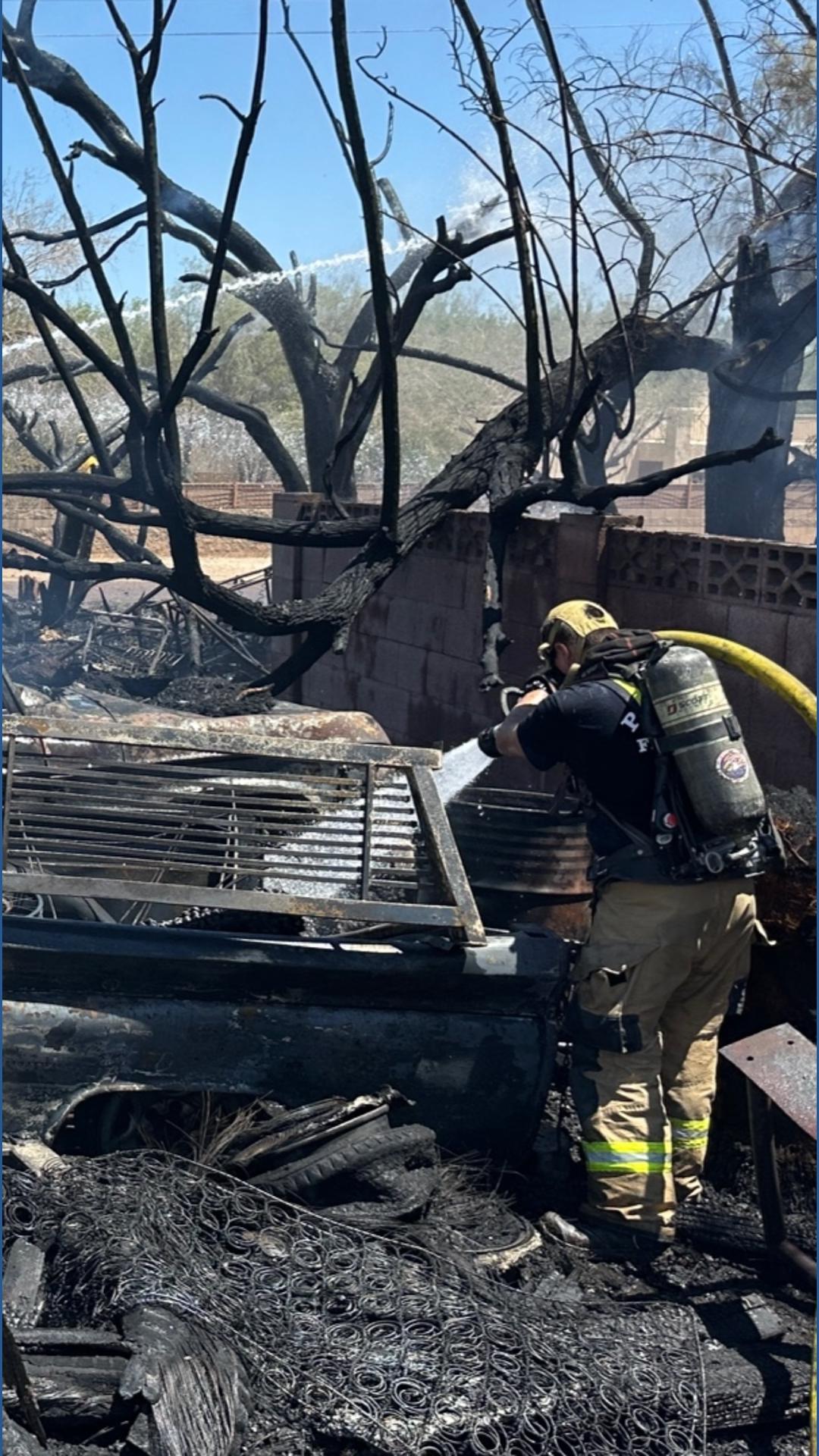 Several vehicles burned in South Mountain brush fire in Phoenix ...