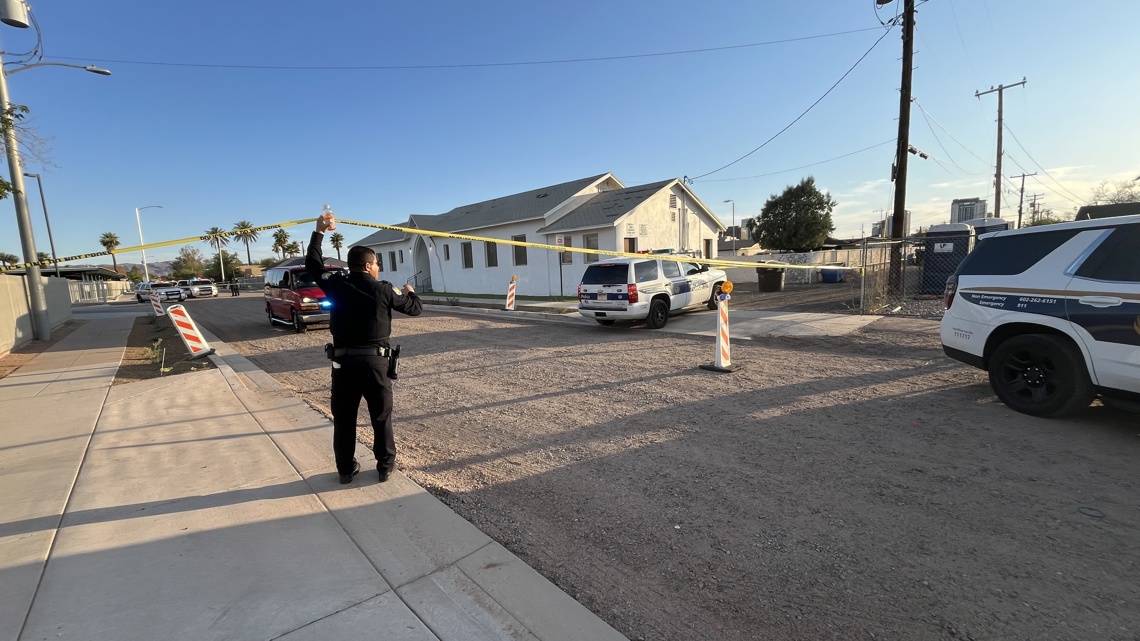 Shooting near downtown Phoenix on Sunday kills 1 man | 12news.com