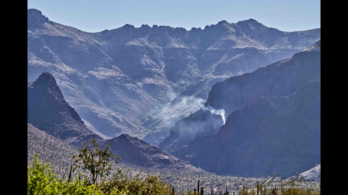 2 killed in plane crash near Superstition Mountains | 12news.com