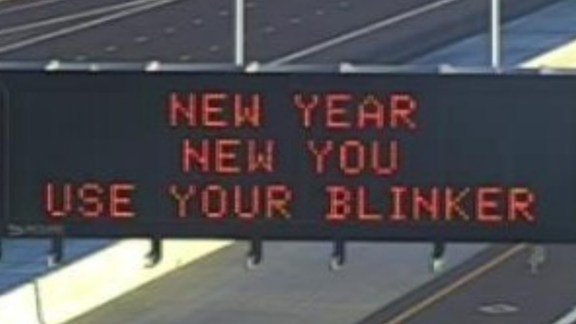 Arizona traffic sign calls for blinker use in 2024 | 12news.com
