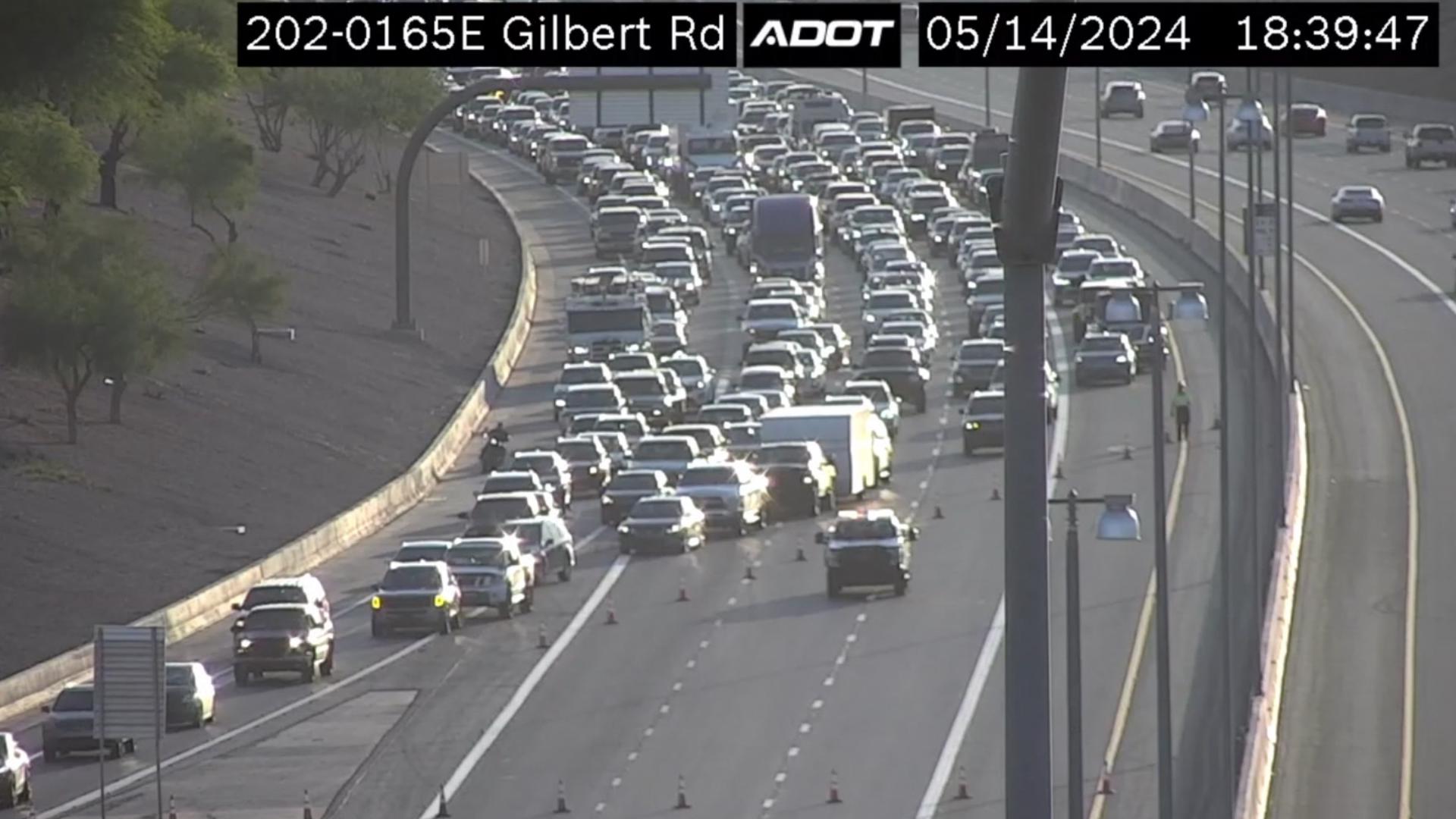 Eastbound lanes of Loop 202 closed in Mesa after crash | 12news.com