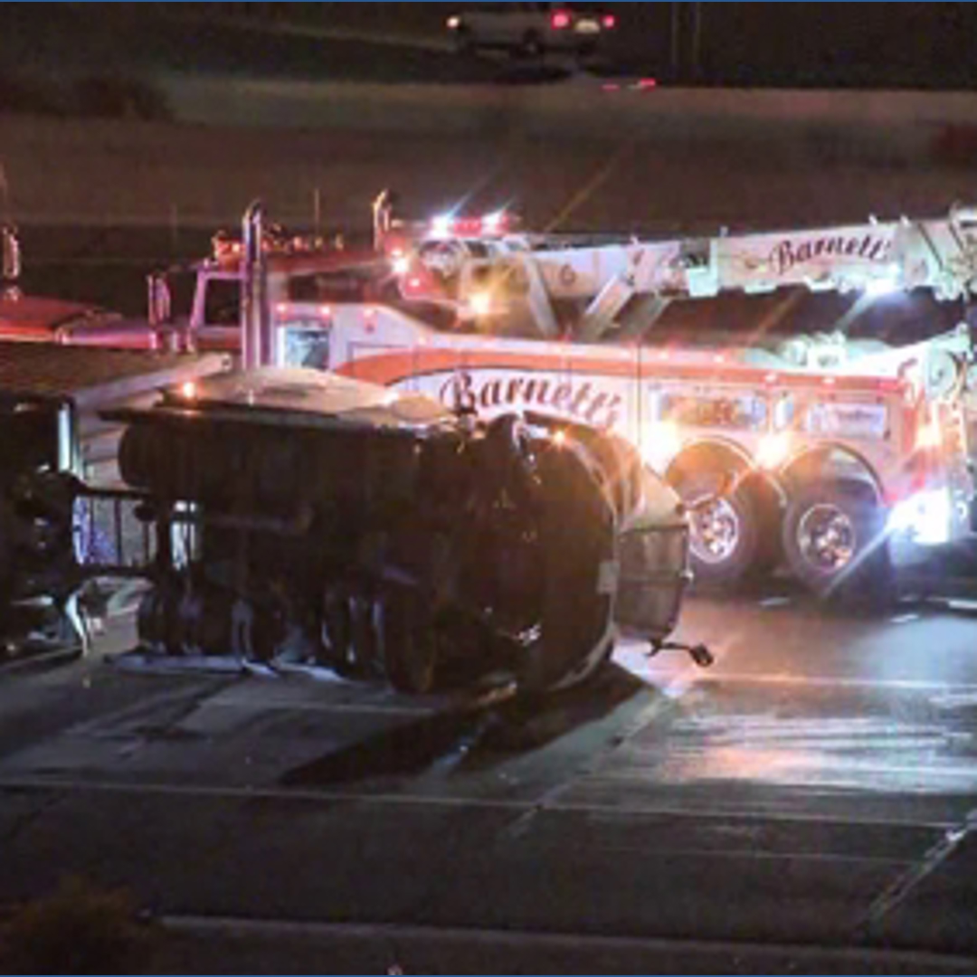 Semi-truck rolls over in multi-vehicle crash along eastbound I-10 in ...