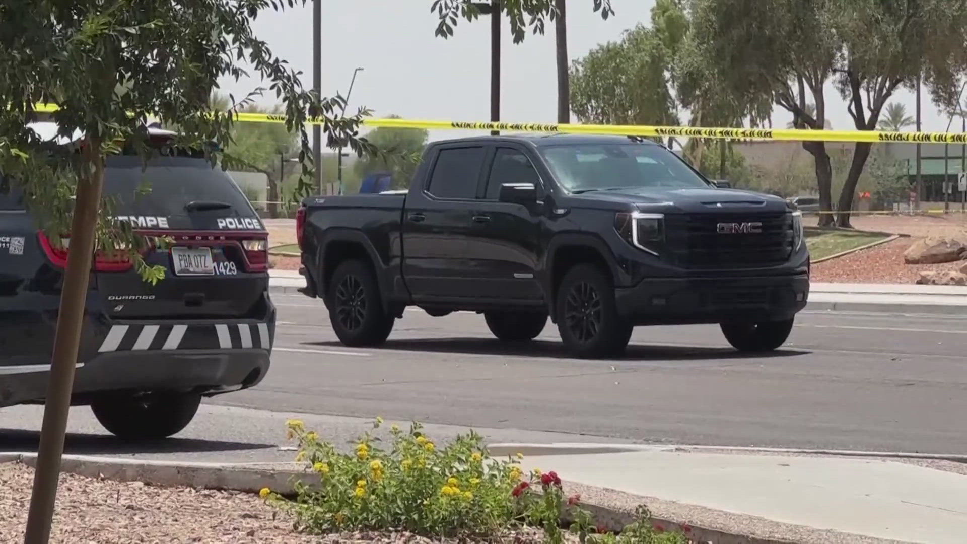 Victim and suspect had kids in their vehicles in Arizona road rage ...