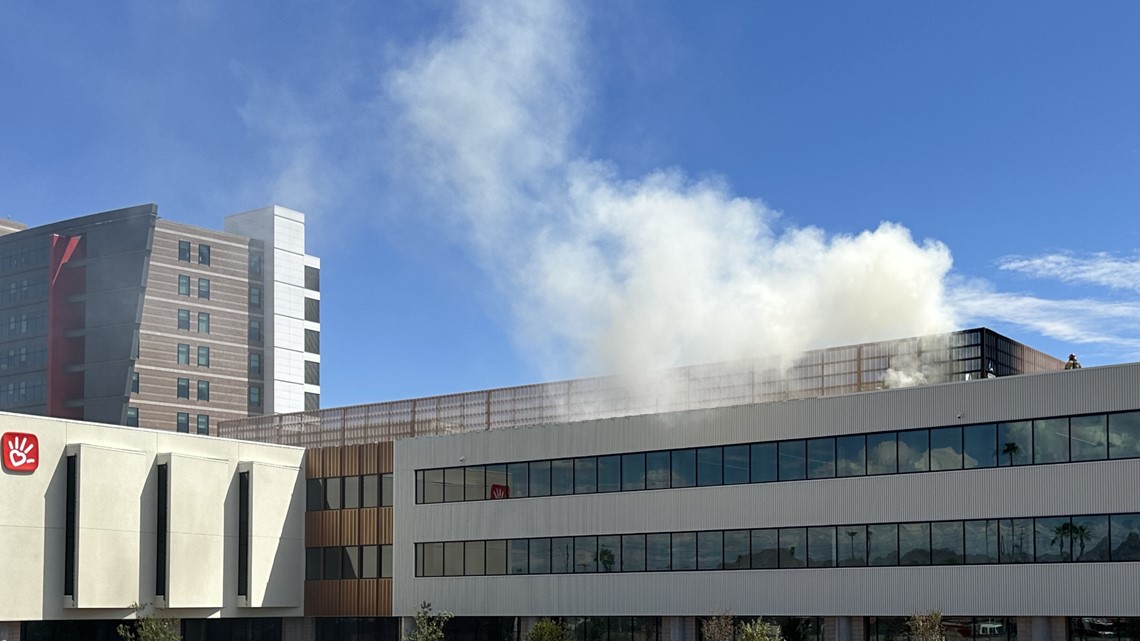 Fire crews respond to fire at Phoenix Children’s Hospital | 12news.com