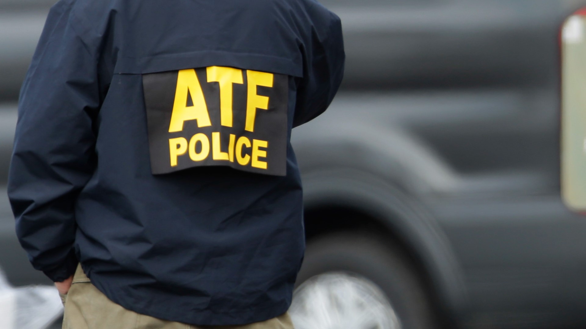 Arizona man arrested for allegedly making pipe bombs | 12news.com
