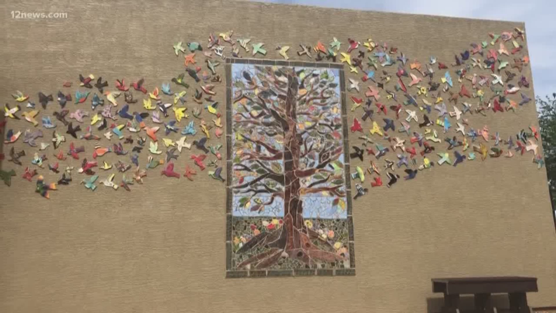 Peoria teens finish mural focused on unity and growth | 12news.com