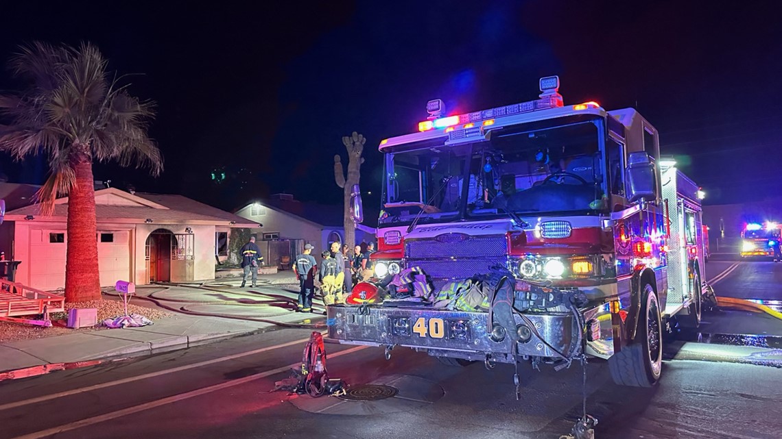 Phoenix house fire leaves 2 unconscious people in its wake | 12news.com