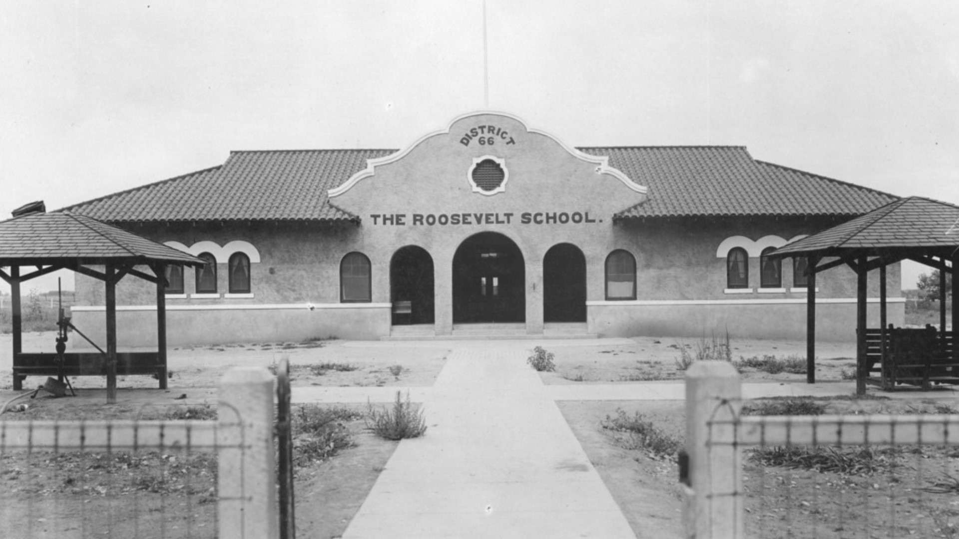 Arizona history comes to life with 2,000 photo collection | 12news.com