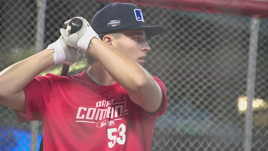Arizona athlete forgoes MLB for collegiate career | 12news.com