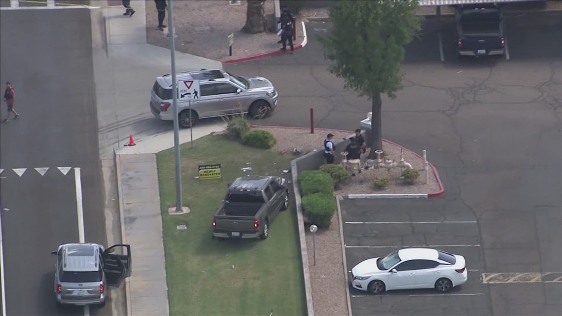 Suspect taken to hospital after shooting involving Mesa police | 12news.com