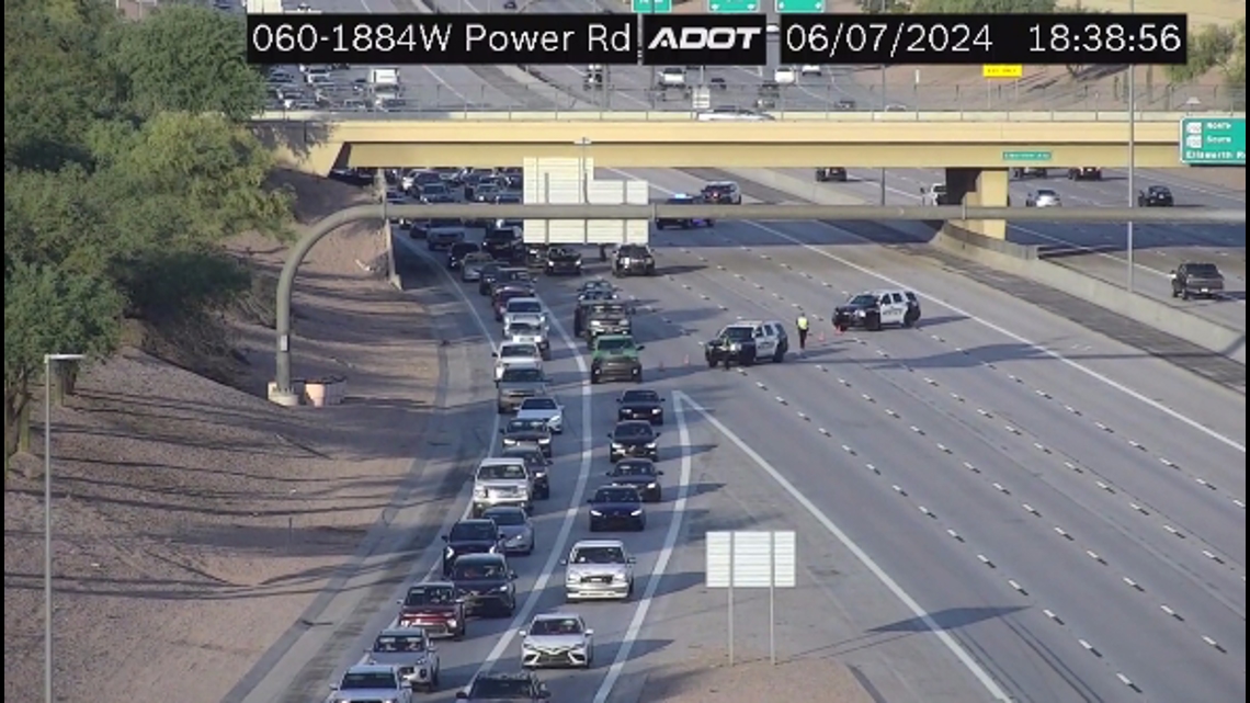 Westbound U.S. 60 reopens in Mesa after crash | 12news.com