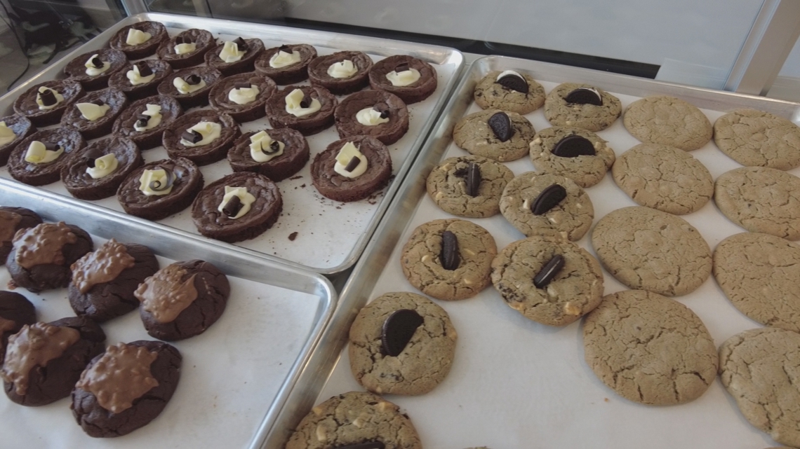 Gilbert's Sweet Impastries Bakery sells out on hit treats | 12news.com