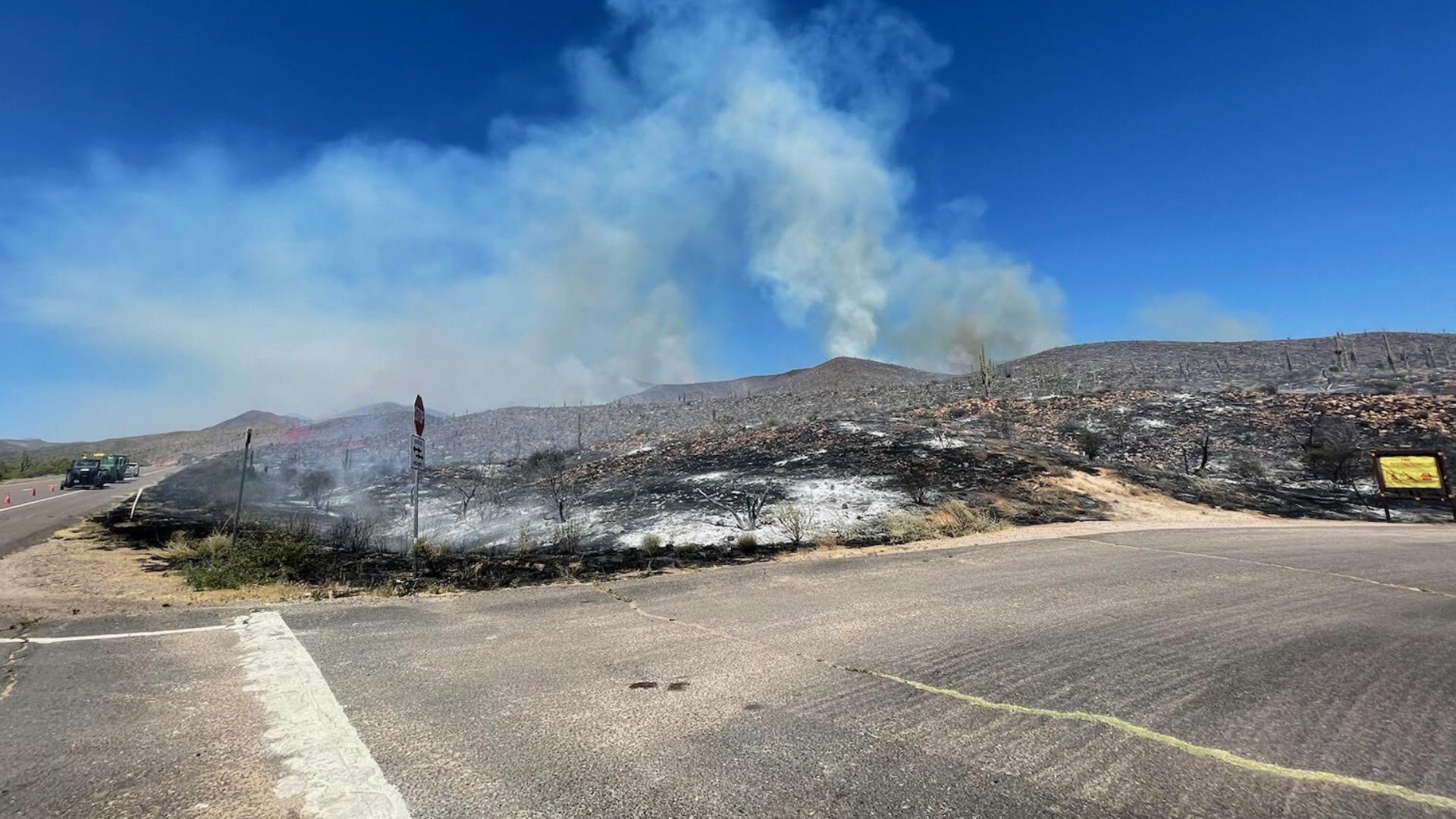 Wildfire near Sunflower closes northbound lanes of State Route 87 ...