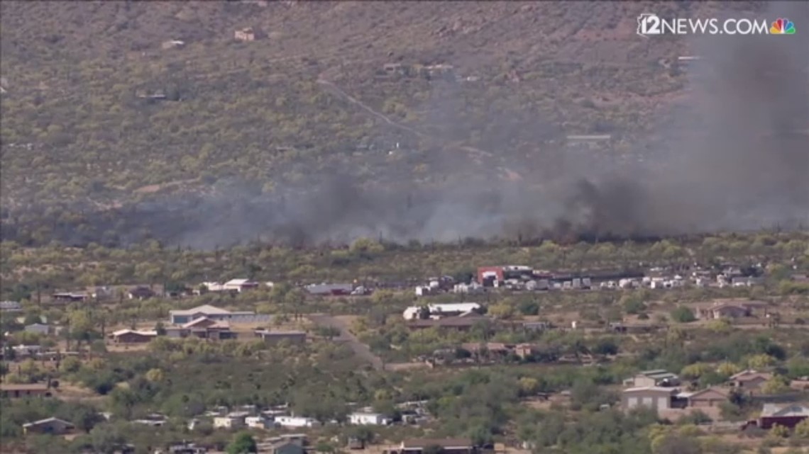 Brush fire in Apache Junction causes evacuations | 12news.com