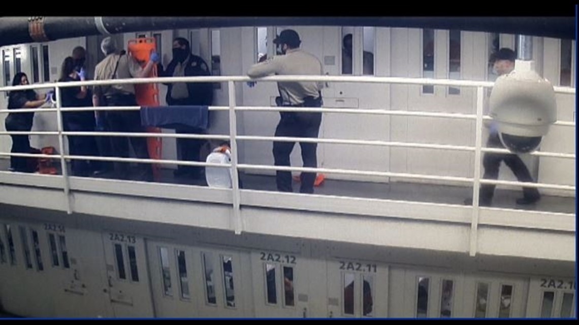 Video shows moments before Maricopa County inmate death | 12news.com