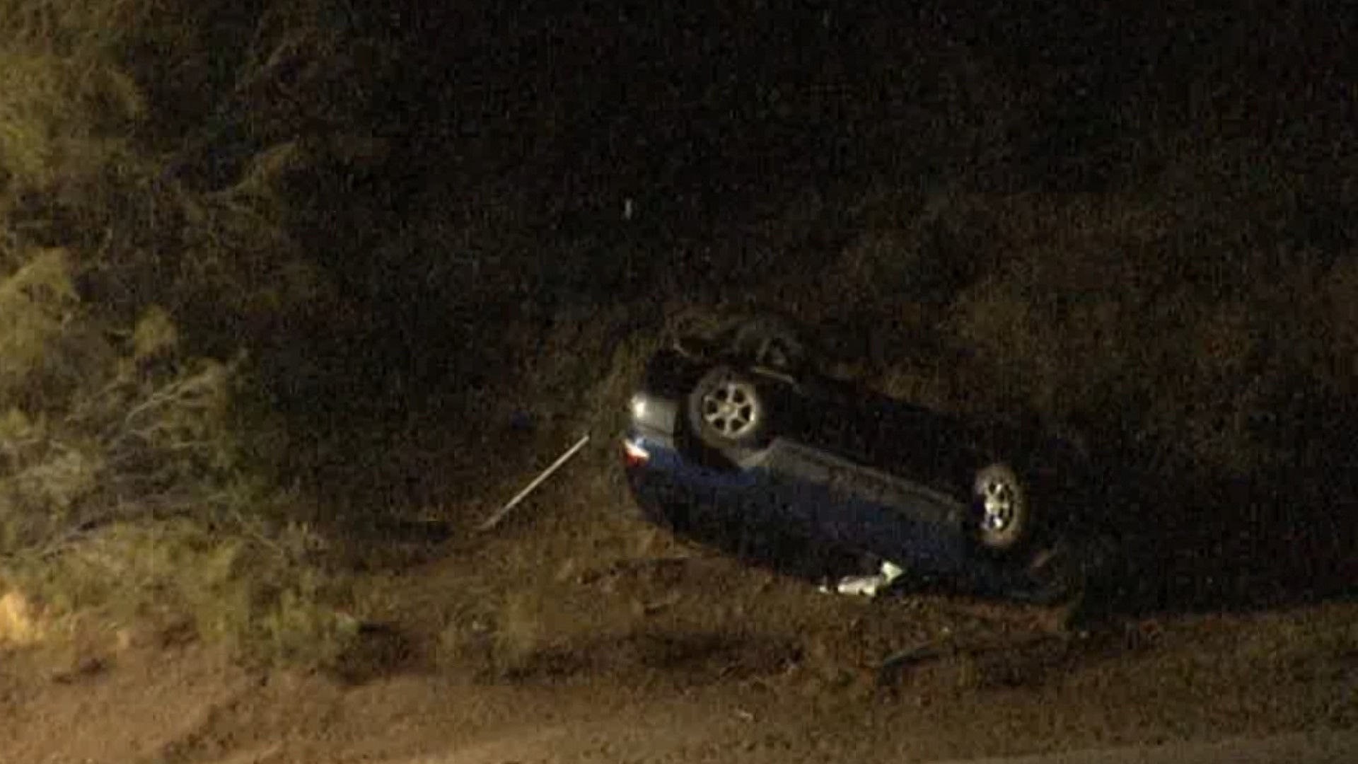 Crews respond to deadly crash in Apache Junction | 12news.com