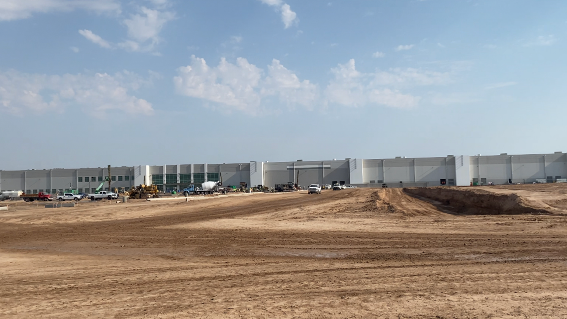 Amazon expands footprint in the Valley with newest Goodyear facility ...