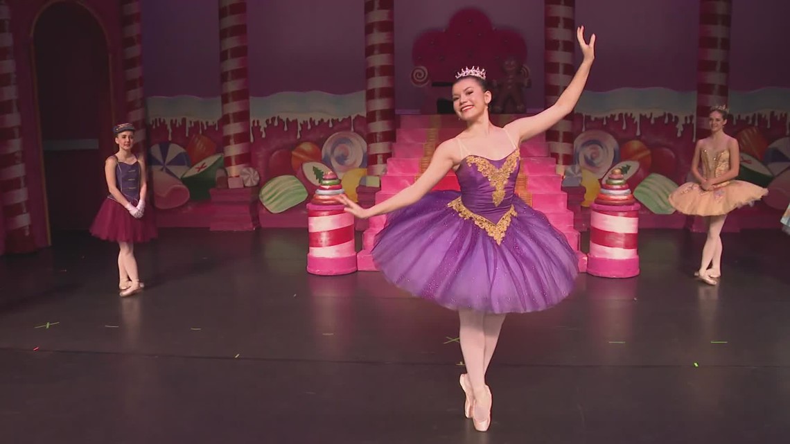 Mesa ballet students bring the 'Nutcracker' to life in new performance ...