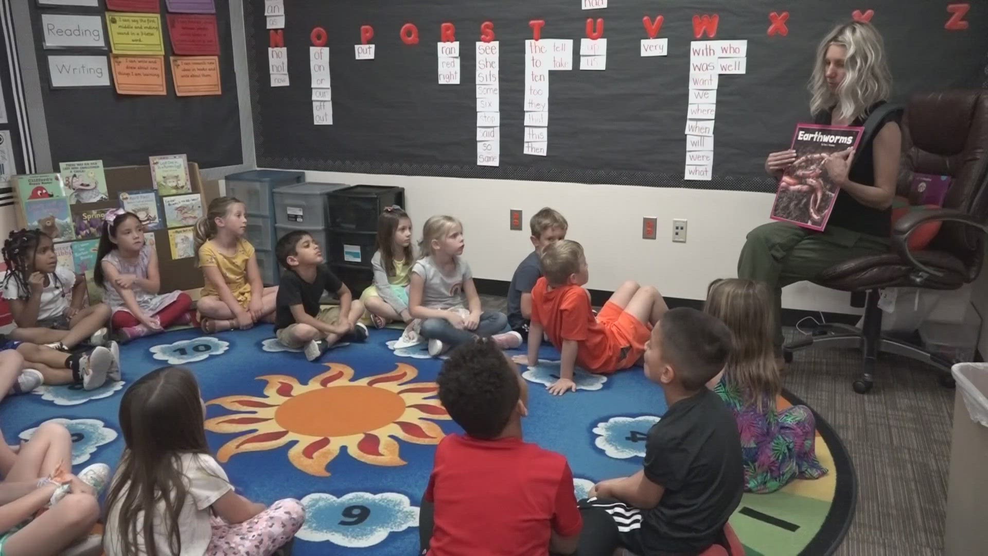 Chandler teacher battles tough diagnosis while helping her students ...