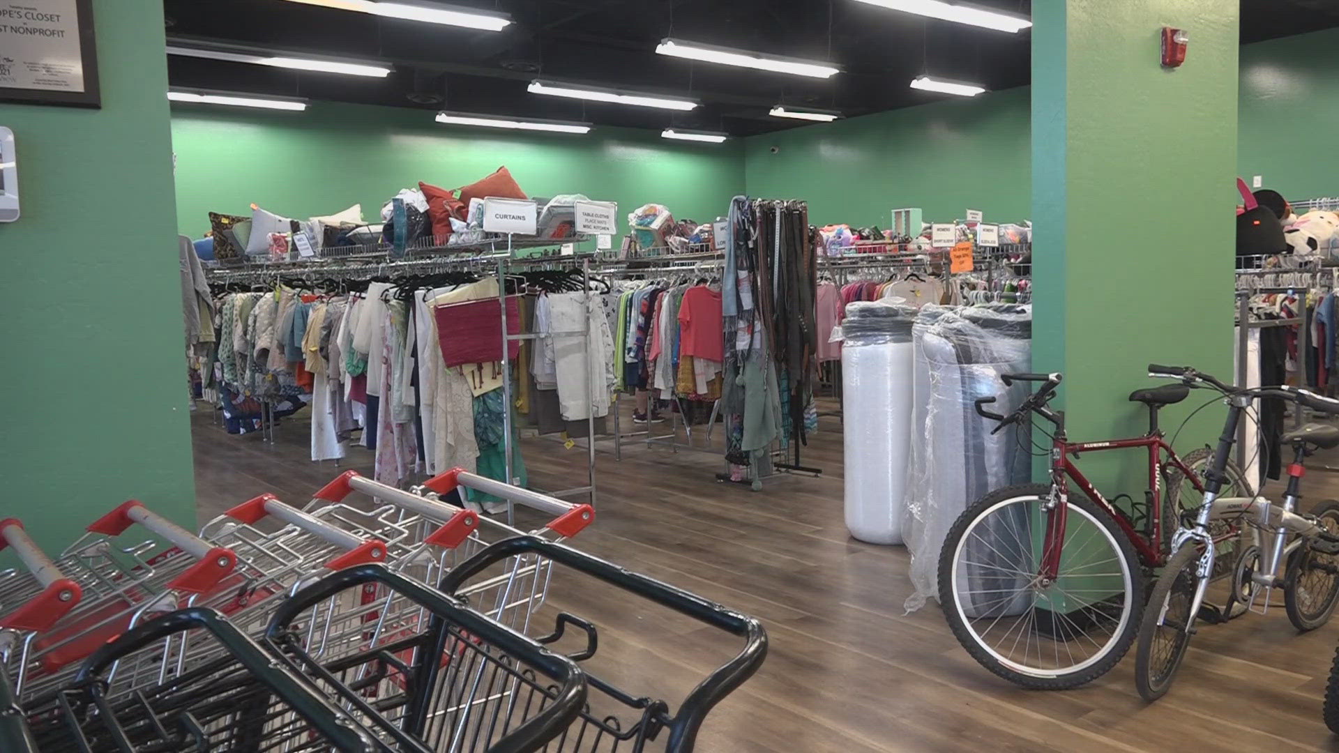 Dressing professionally on a budget | 12news.com