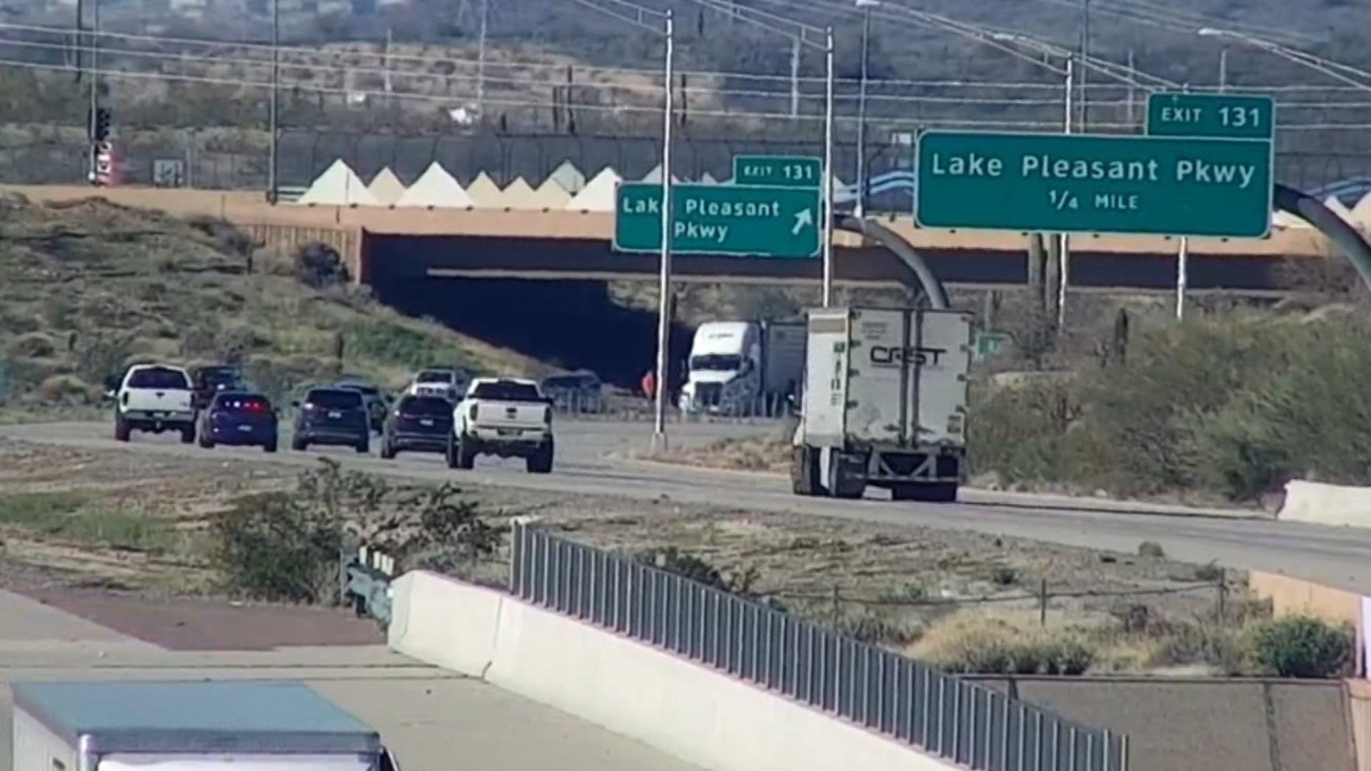 Deadly crash closes northbound lanes of Loop 303 in Arizona | 12news.com