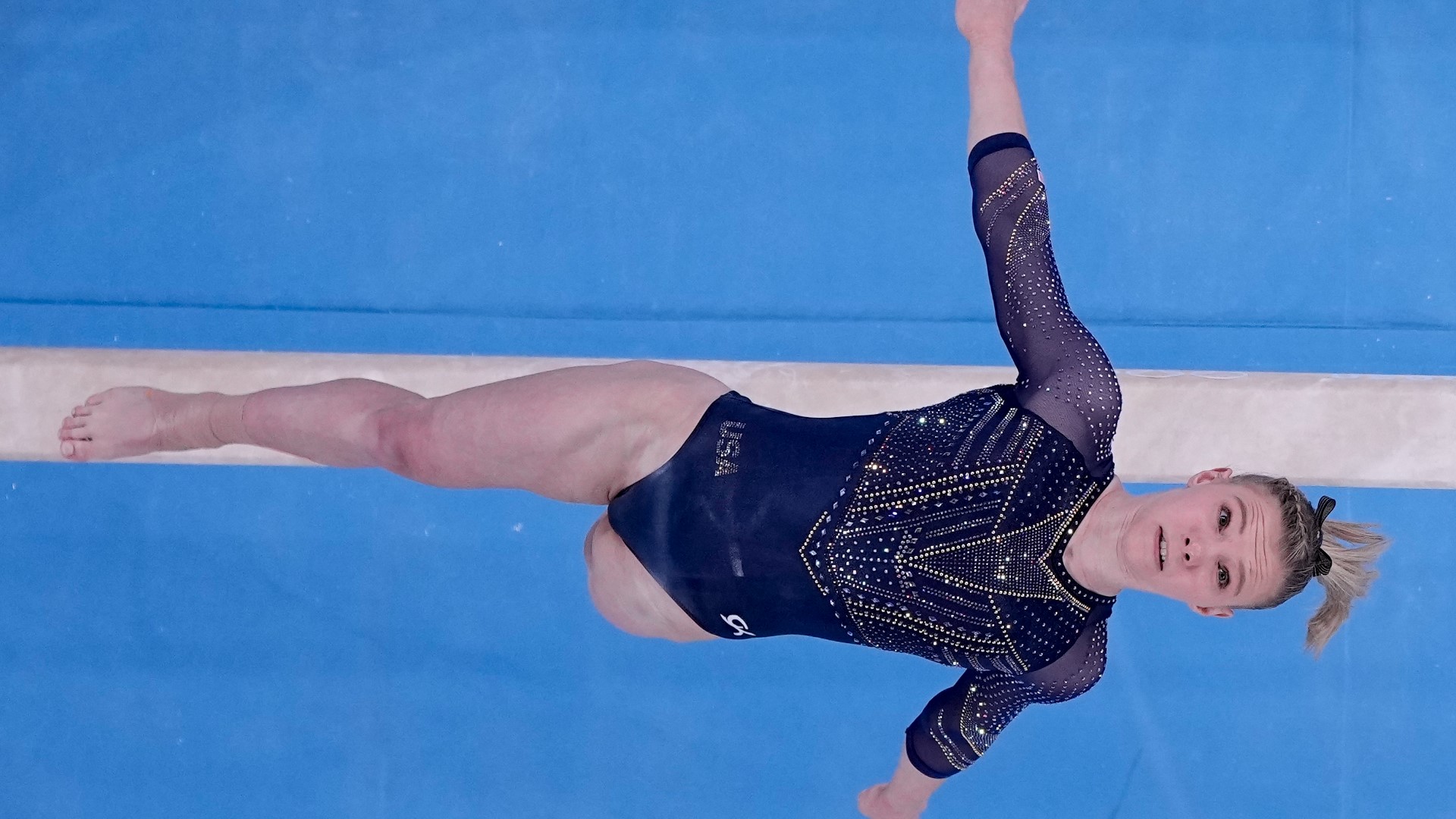 Olympics Gymnastics: Phoenix's Jade Carey earns 8th place | 12news.com