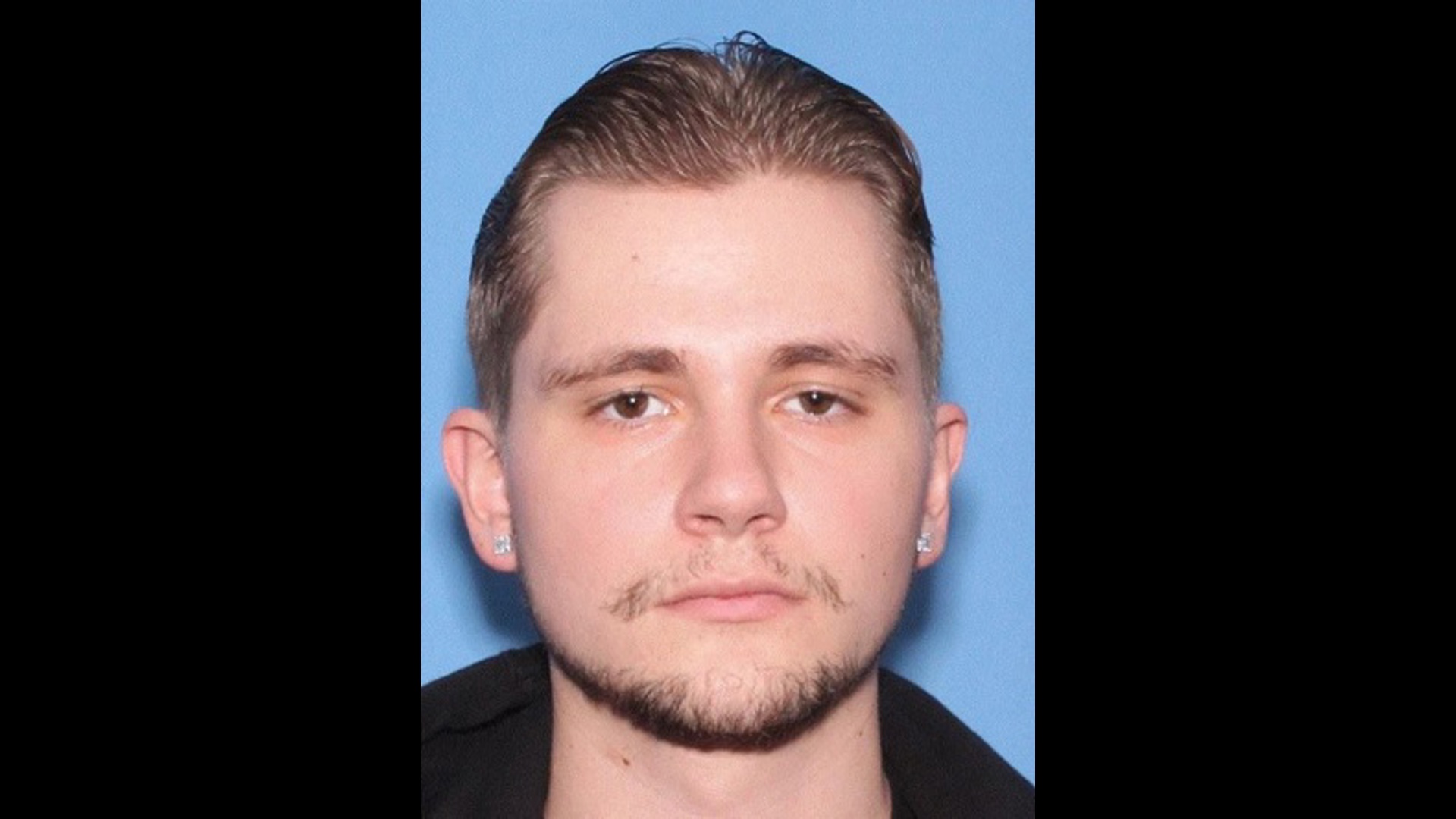 Family visiting for graduation find woman dead in murder-suicide ...