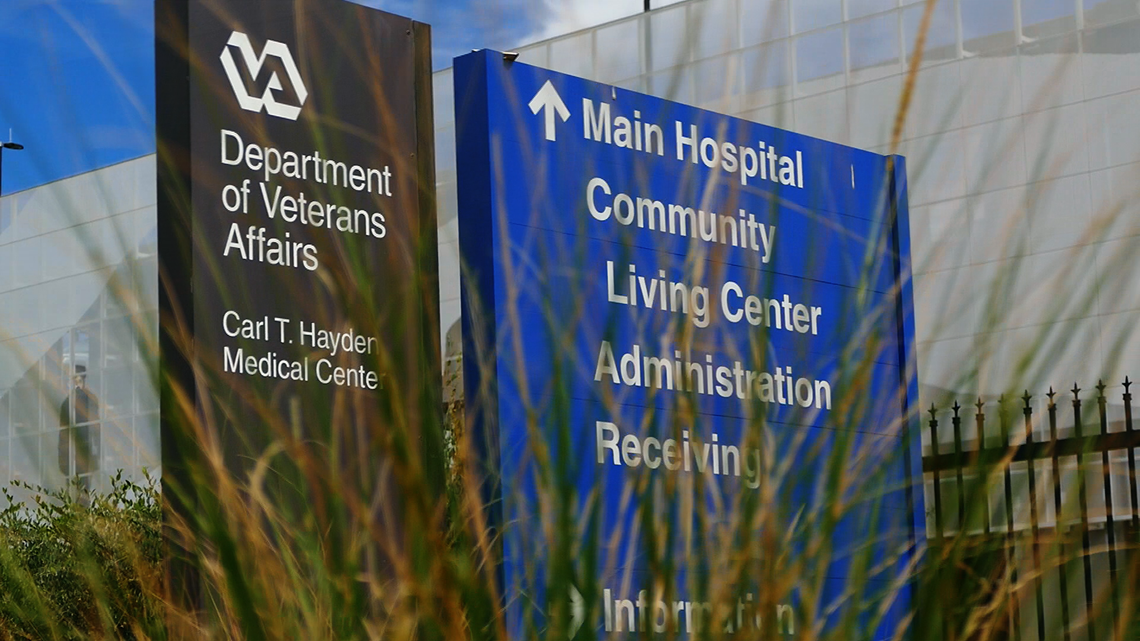 Phoenix VA defends wait time reports | 12news.com