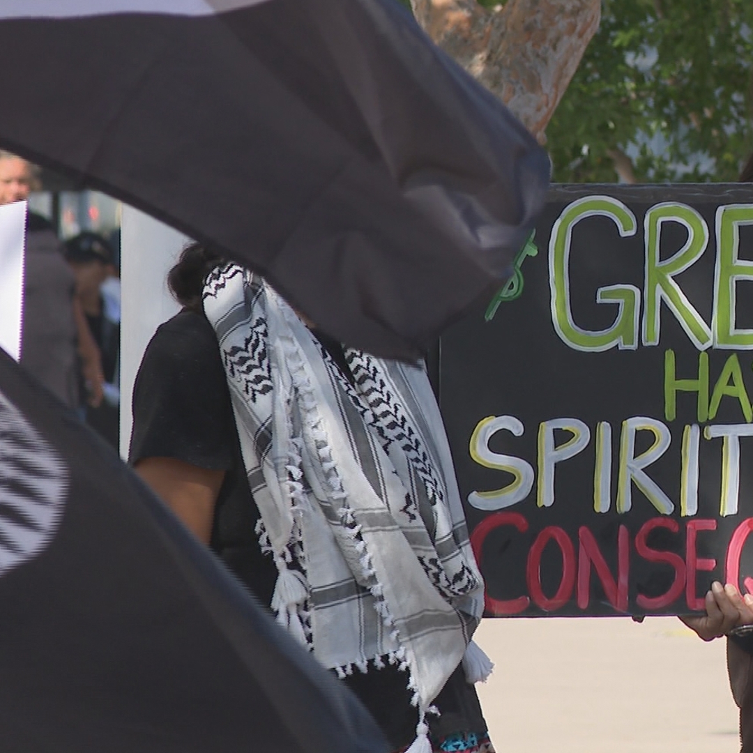 Judge blocks Oak Flat land transfer amid tribal protests | 12news.com