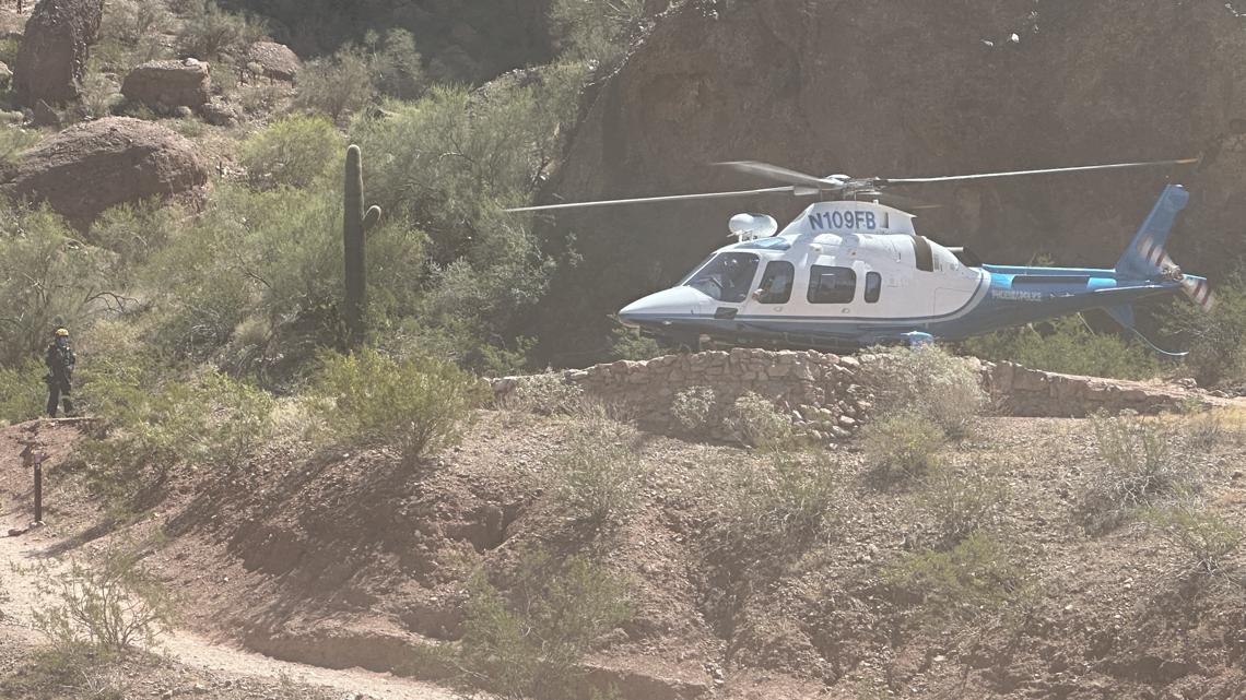 3 hikers rescued from Camelback Mountain | 12news.com