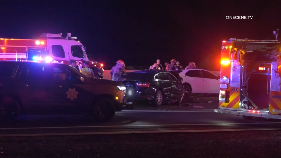 Fatal crash in Phoenix involves alleged wrong way driver | 12news.com