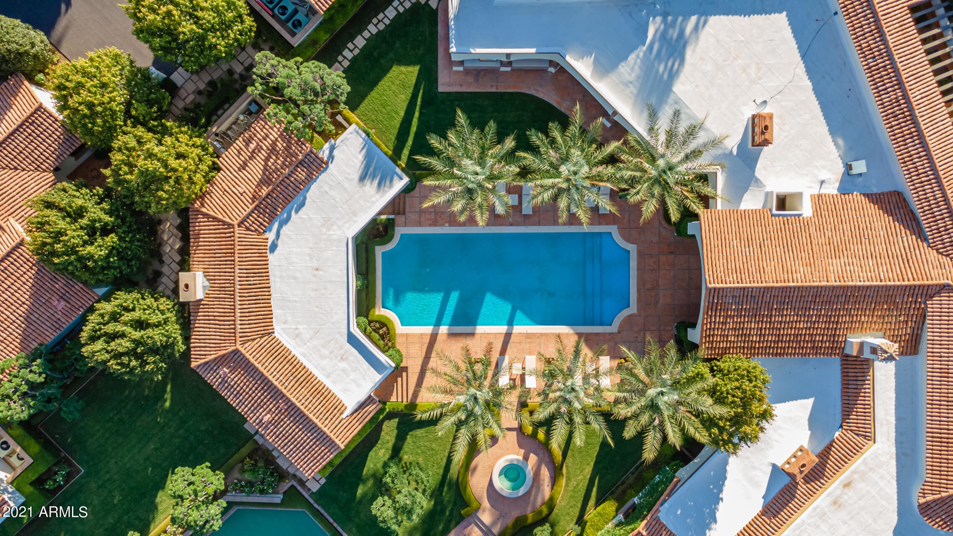 A very expensive mansion in Paradise Valley is on the market | 12news.com