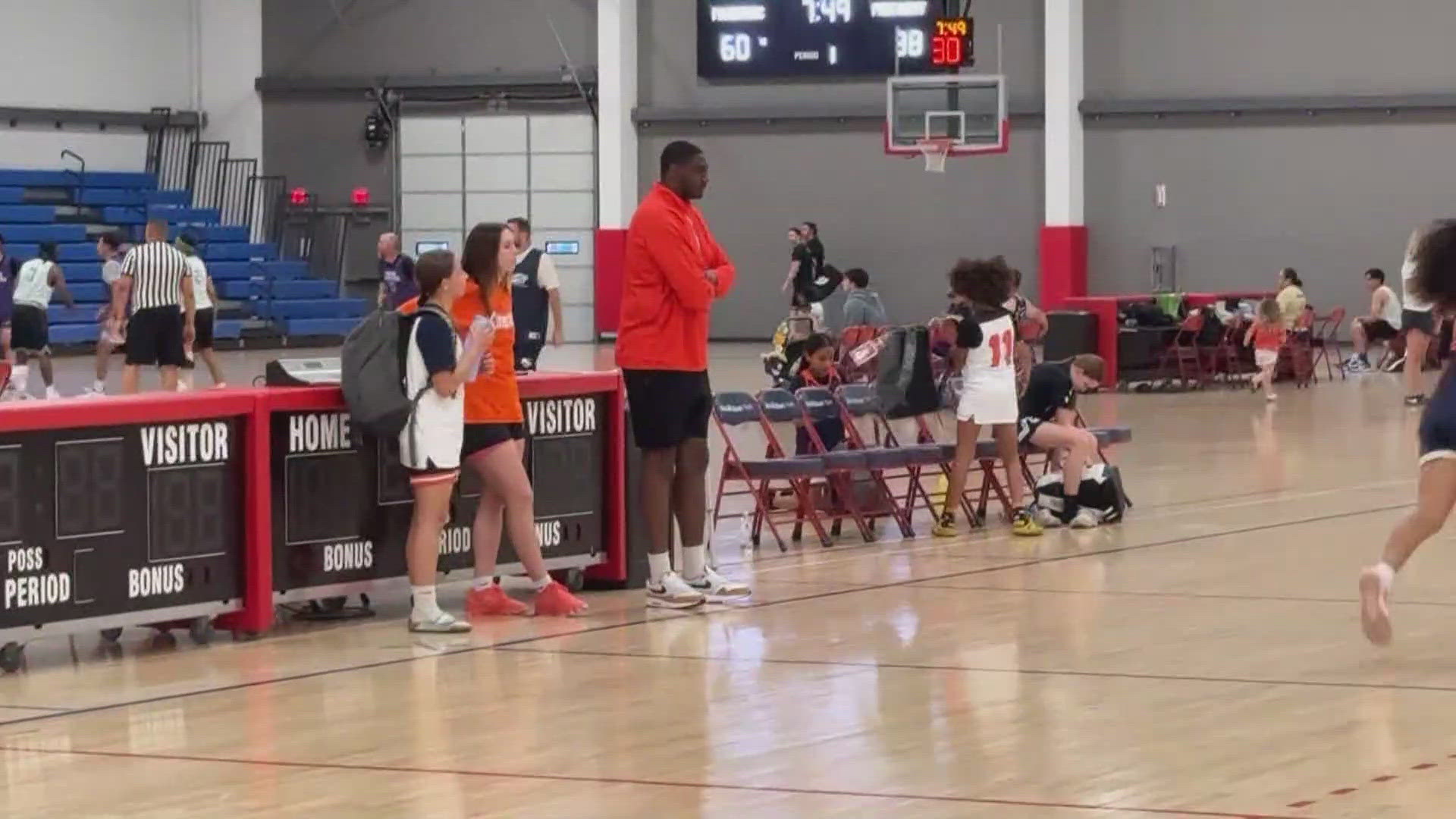 Arizona basketball coach recovering after collapsing at practice ...