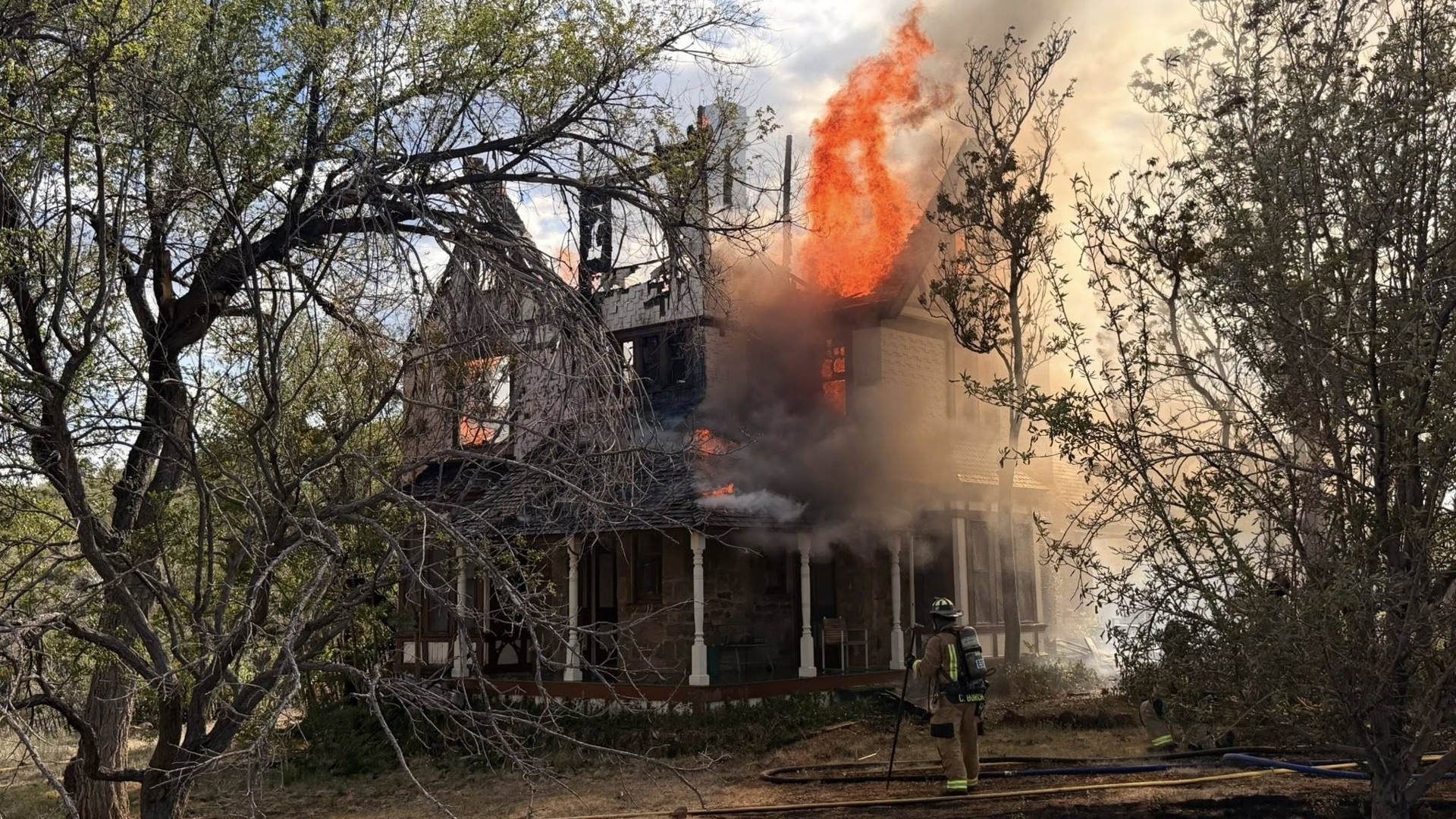Historic home in Prescott Valley burns down | 12news.com
