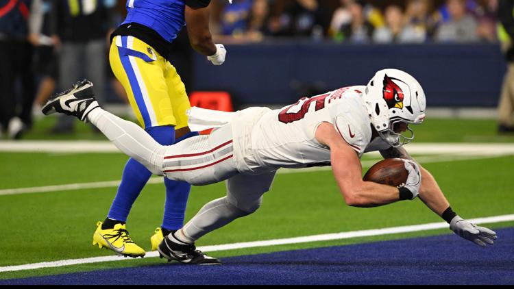 Cardinals TE Trey McBride finally catches a touchdown pass | 12news.com
