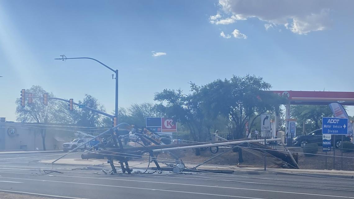 Microburst brings down powerlines in Tucson | 12news.com