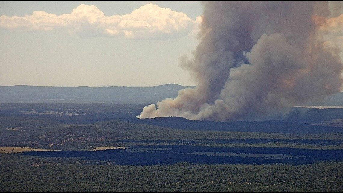 Wildfire burns west of Flagstaff, officials say | 12news.com