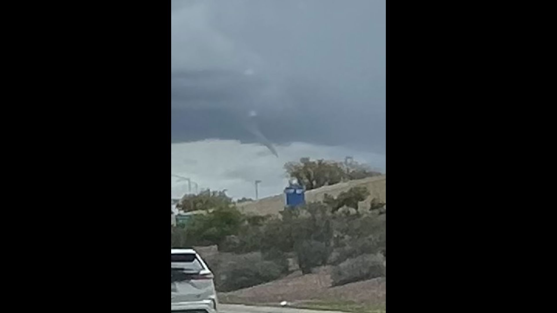 Cold-air funnel clouds pop up in Arizona on April 1 | 12news.com
