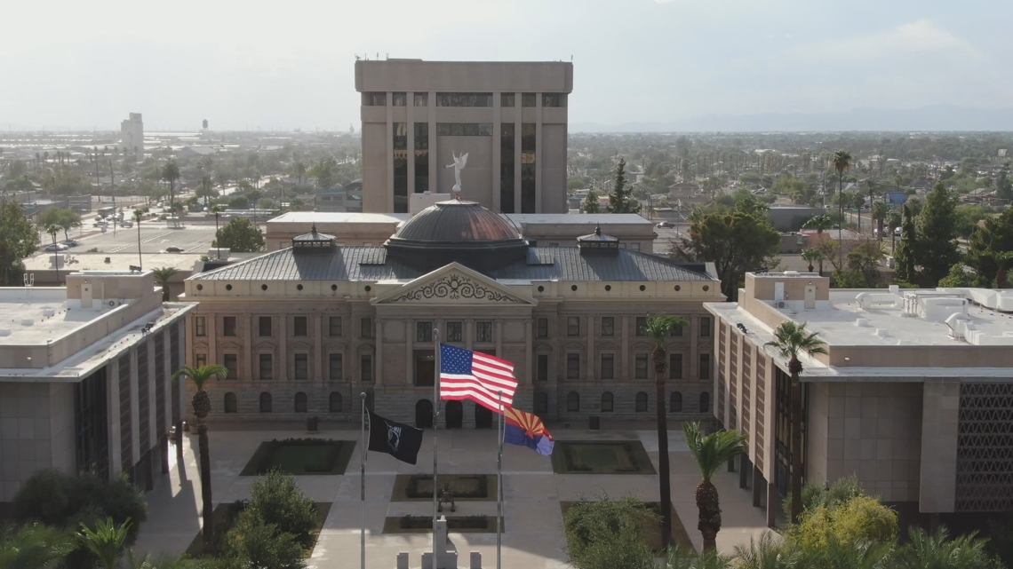 Arizona lawmakers prepare for 2026 legislative session | 12news.com