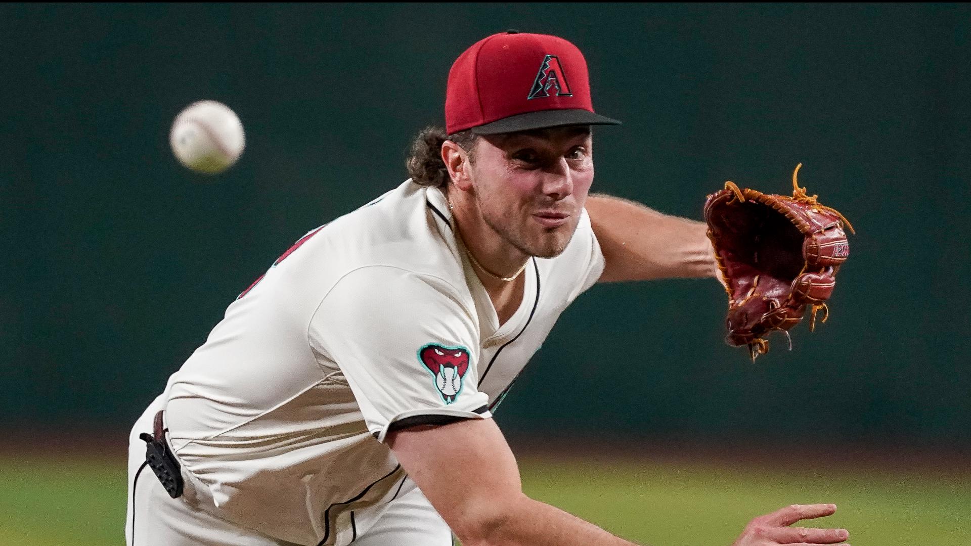 Meteorologist Lindsay Riley expecting baby number 3 | 12news.com