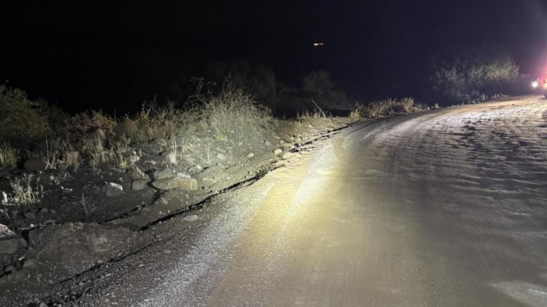 1 dead, another hospitalized in Phoenix after rollover crash | 12news.com
