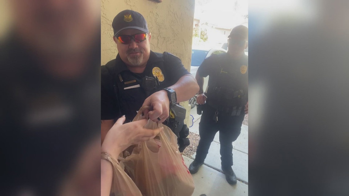 Phoenix officer delivers groceries to Valley home after arrest | 12news.com