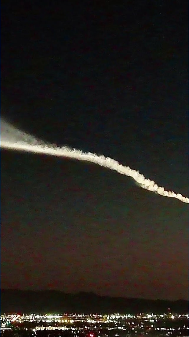 What was the bright light seen streaking across the sky in Arizona ...