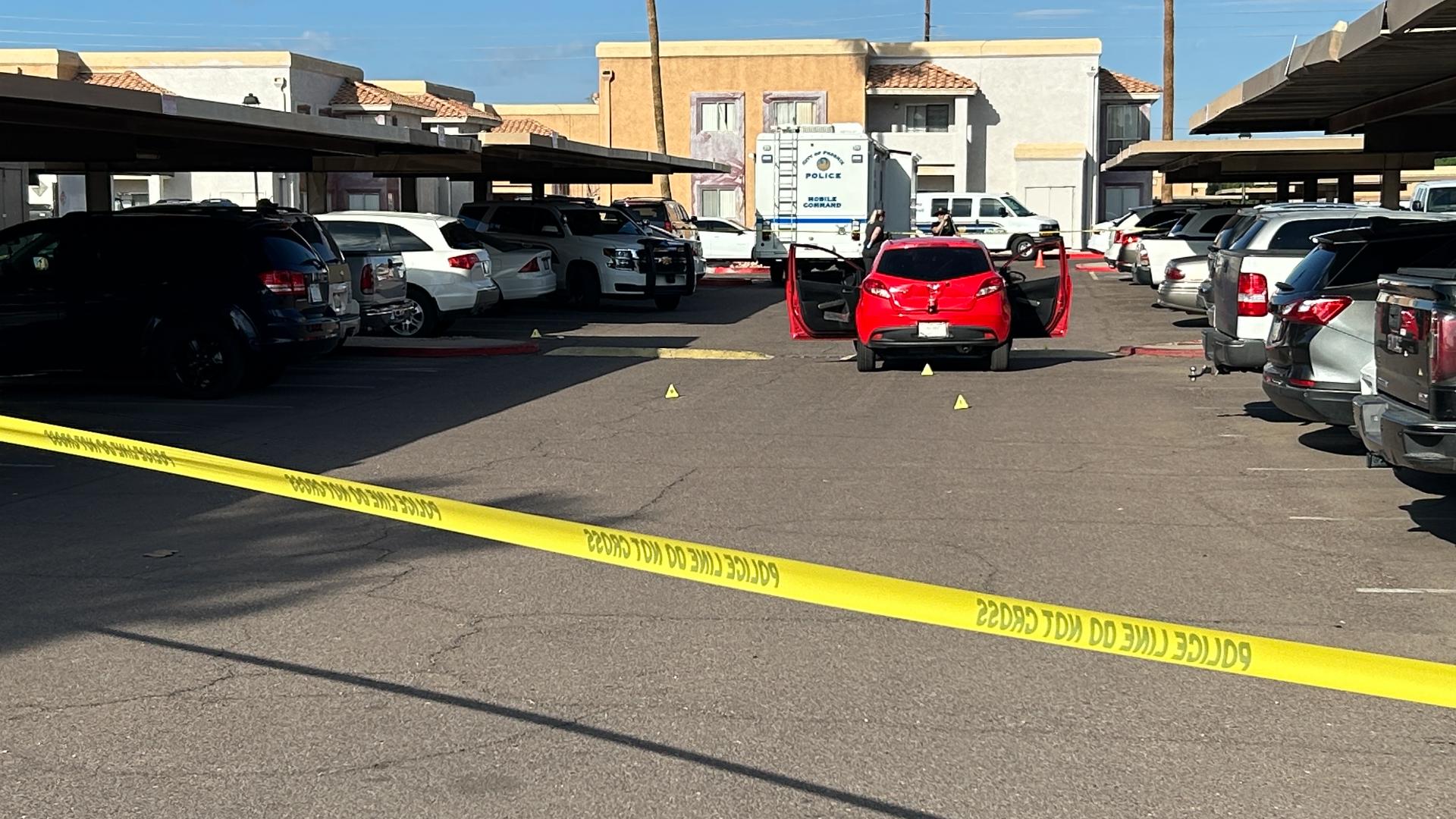 Phoenix shooting leaves 1 dead, 1 injured | 12news.com