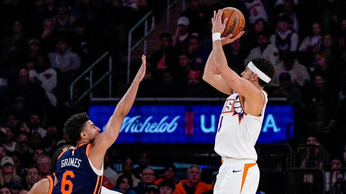 Devin Booker 3-pointer lifts Suns to win over Knicks | 12news.com