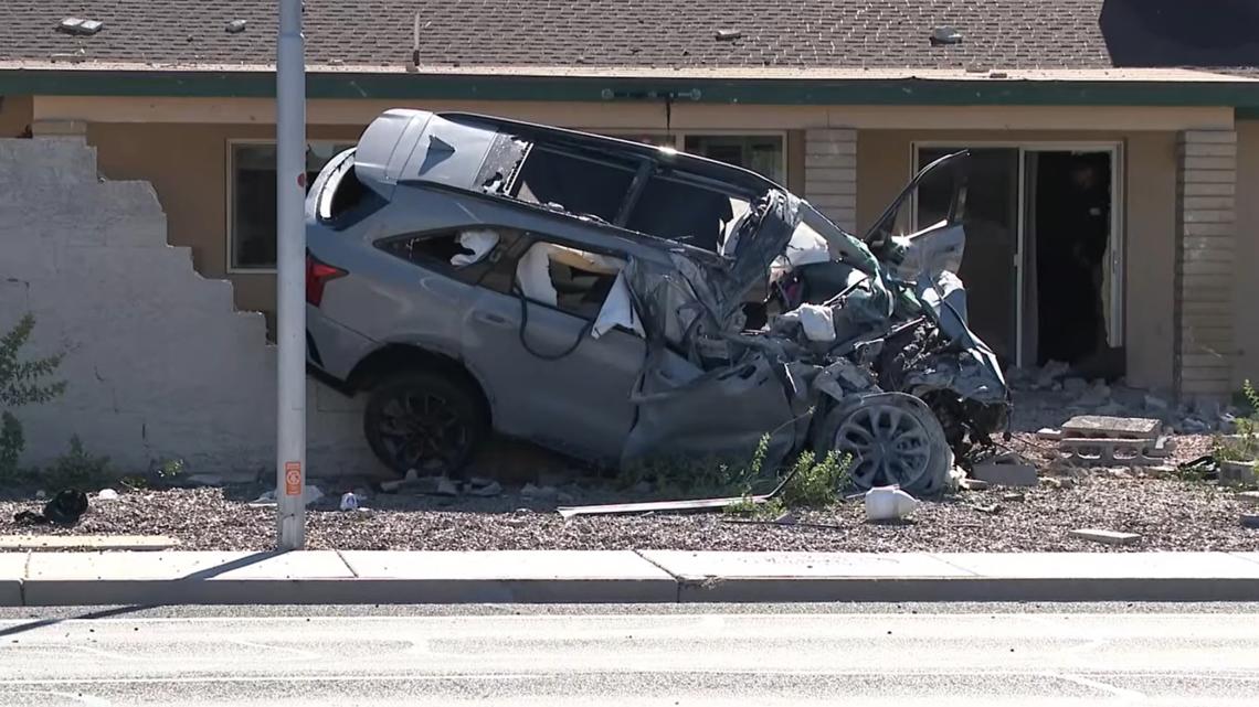 Driver arrested for Mesa crash that killed 21-year-old | 12news.com