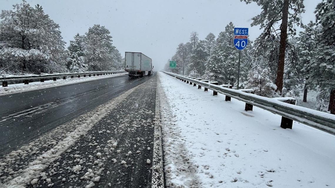 Interstate 40 closed near Flagstaff amid Friday snow storms | 12news.com
